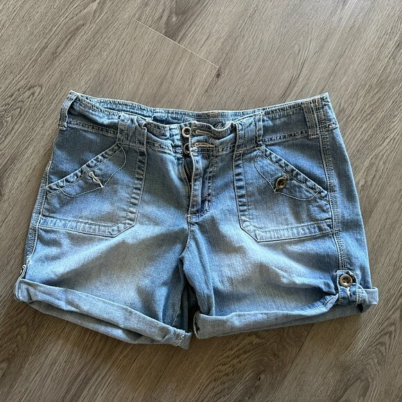 Mudd | Shorts | Mudd Cuffed Light Blue Jean Shorts With Pockets Size 9 ...